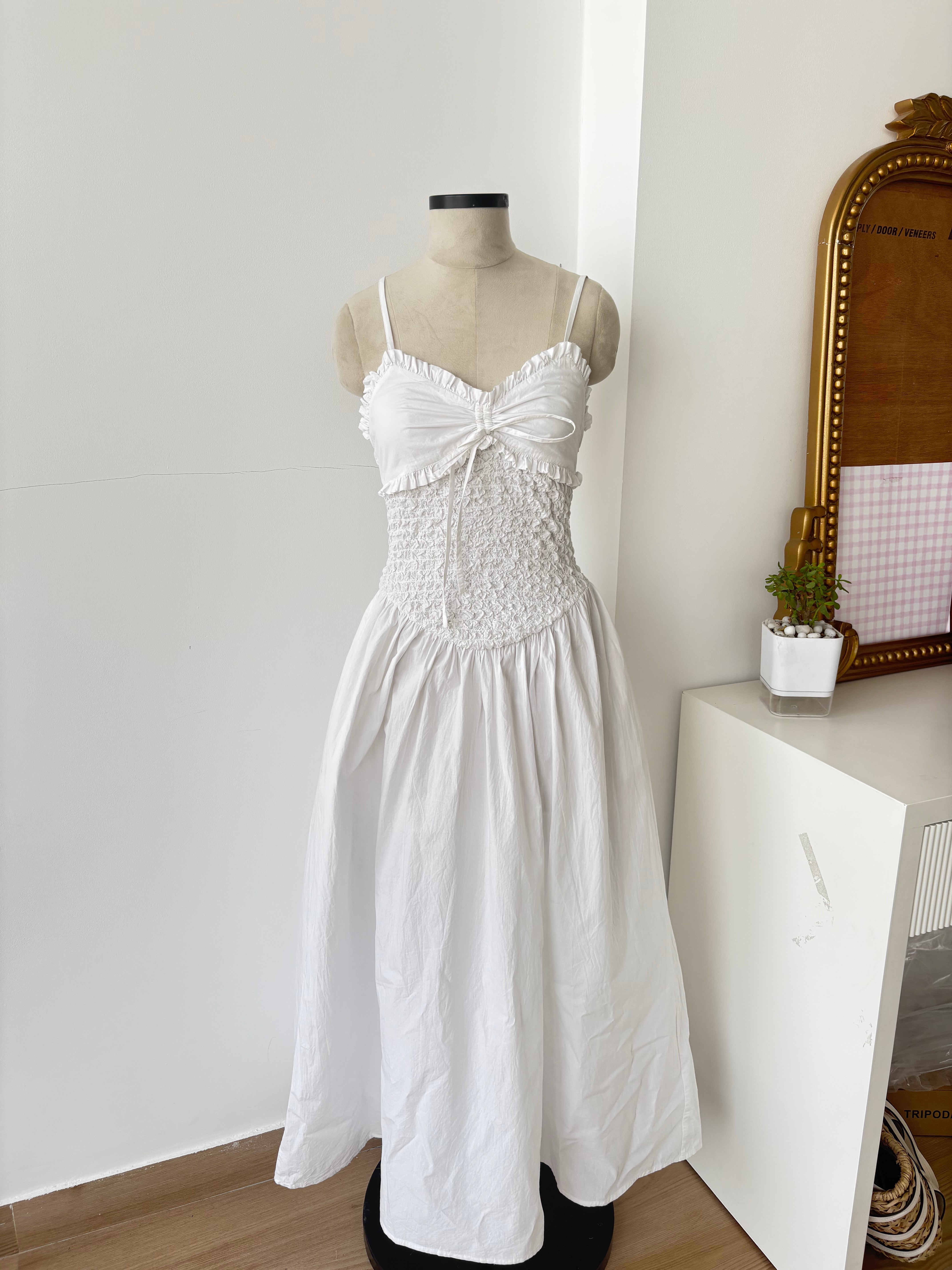 White Corset Smocked Dress (S-L) – Rerunn